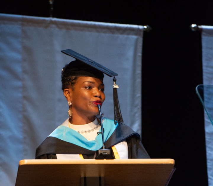 Aitina Fareed-Cooke Reminds Students ‘It’s on You Now’ at First-Year Convocation | News | SUNY ...